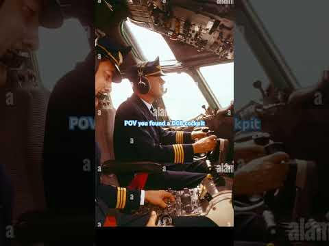 DC8 inside cockpit view