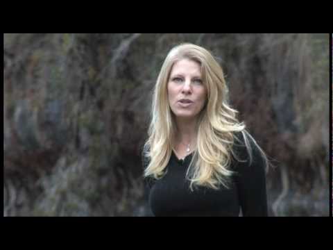 Meet Julie Alexander