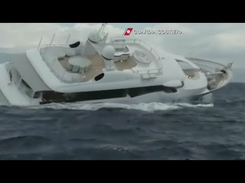 Dramatic video captures the moment superyacht sinks off Italian coast