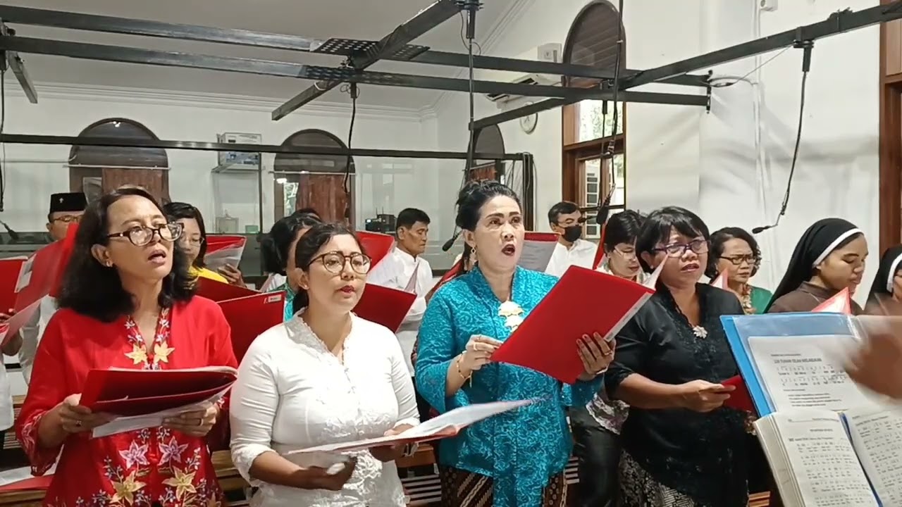 Persembahan (ACHM 154).Nada: Chants Notes. PDKK St Yohanes Salib Paroki Kampung Sawah