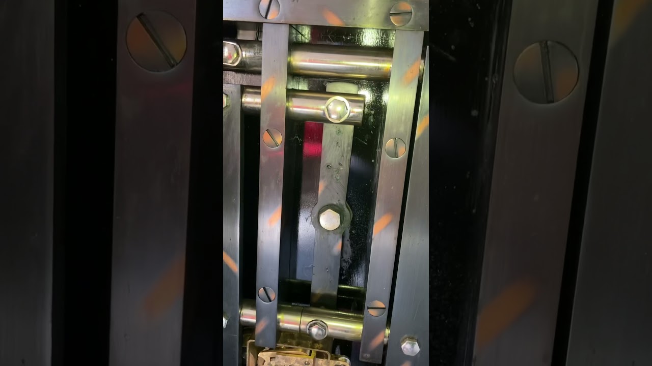Boltwork Operation on a Mosler Porta Vault