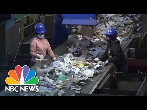 Artificial intelligence helping recycling center sort waste