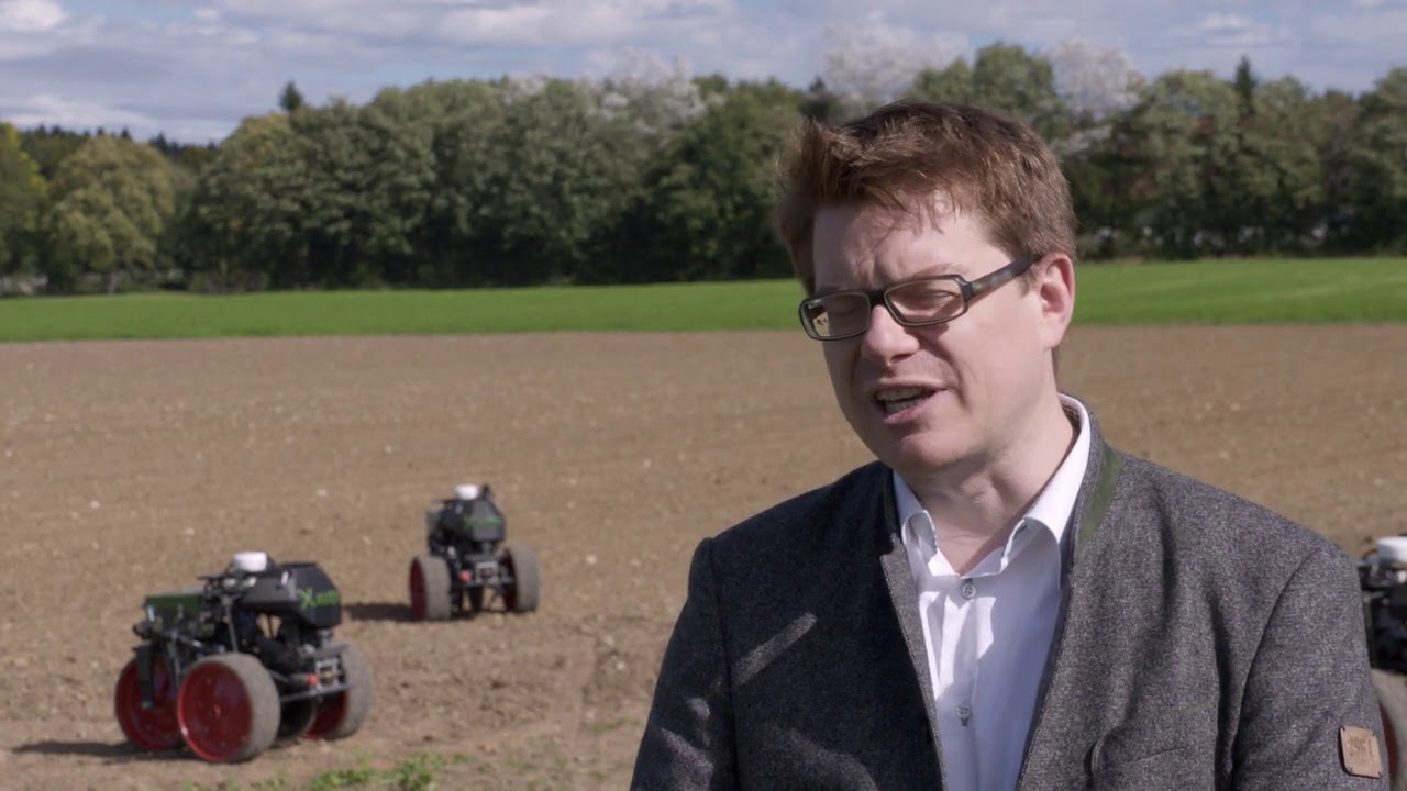 Fendt's Autonomous Farming Robot Gets Even Smarter With New Apex.OS ...