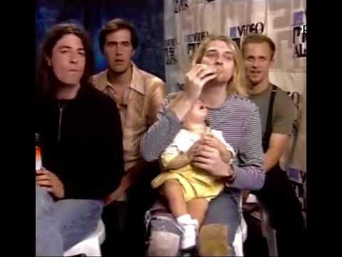 Kurt Cobain VS. Frances Bean Cobain cookie fight
