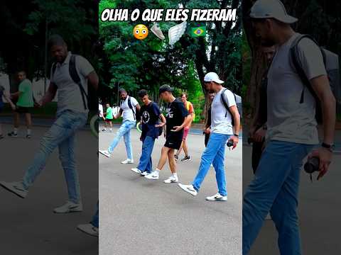 ENSINEI O PASSINHO FLUTUANTE PRA ELES 😳🇧🇷👟🪽 #trend #dancevideo #slickback #shortsbrasil #fly