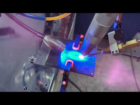 KUKA Laser welding with Raycus
