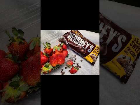 Yum! Let's make Chocolate Covered Strawberries with HERSHEY'S! #Food #Fruit #Chocolate #Content #Yum