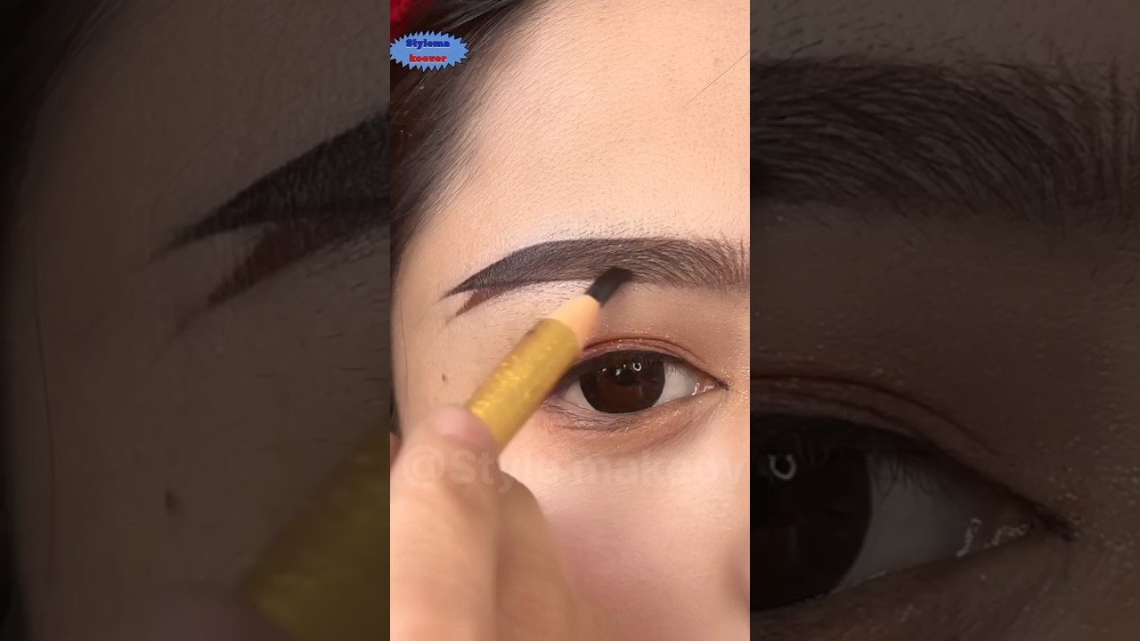 Create straight eyebrows#shorts#short#stylemakeover