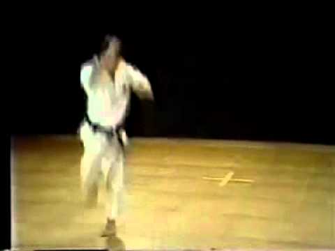 KANKU SHO « AIN KARATE SHOTOKAN