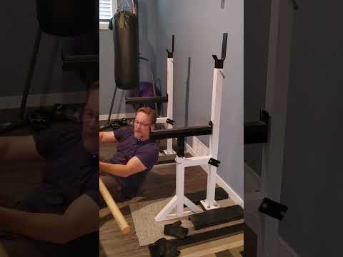Have you tried this type of back row? #homeworkout