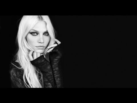 7 For All Mankind - For the Love of Style - 2013