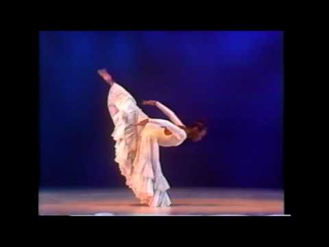 Judith Jamison and Alvin Ailey’s masterpiece ”Cry” at its premiere on ...