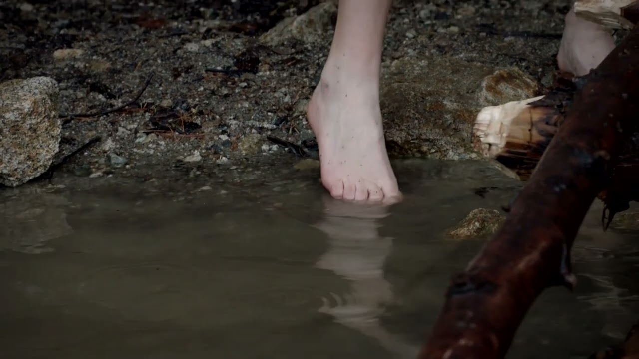 Peyton List Feet/Soles Scene