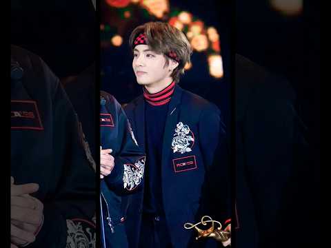 Taehyung 💜looking good in bandana🔥 #bts #btsv #kimtaehyung #taehyung #btsshorts