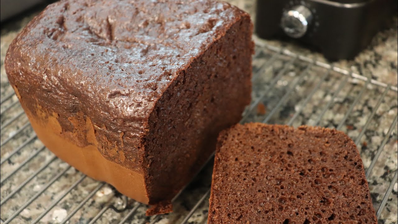 4 Ingredient Moist Devil’s Food Cake | Breadmaker