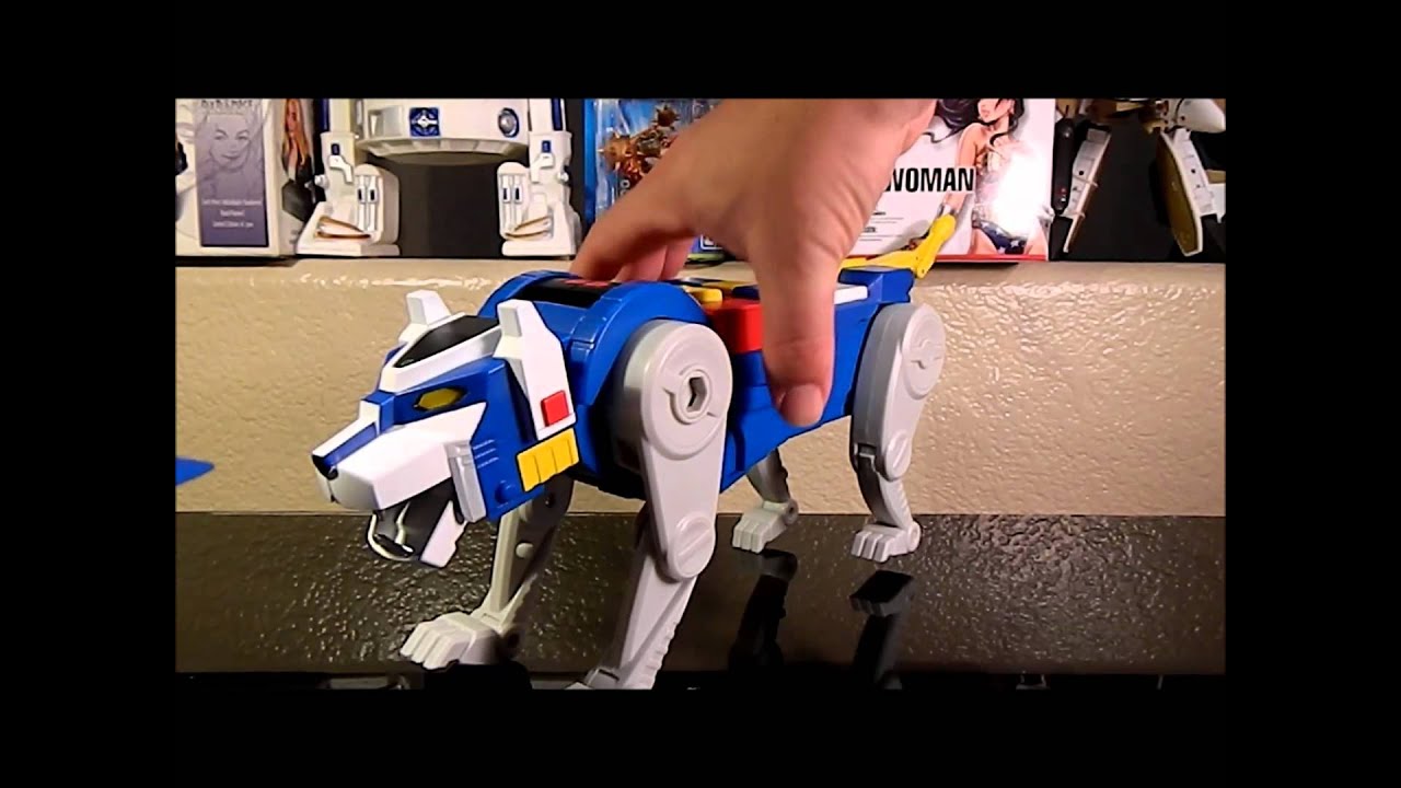 Mattel Voltron Club Lion Force: Blue Lion with Princess Allura and bonus Sven!