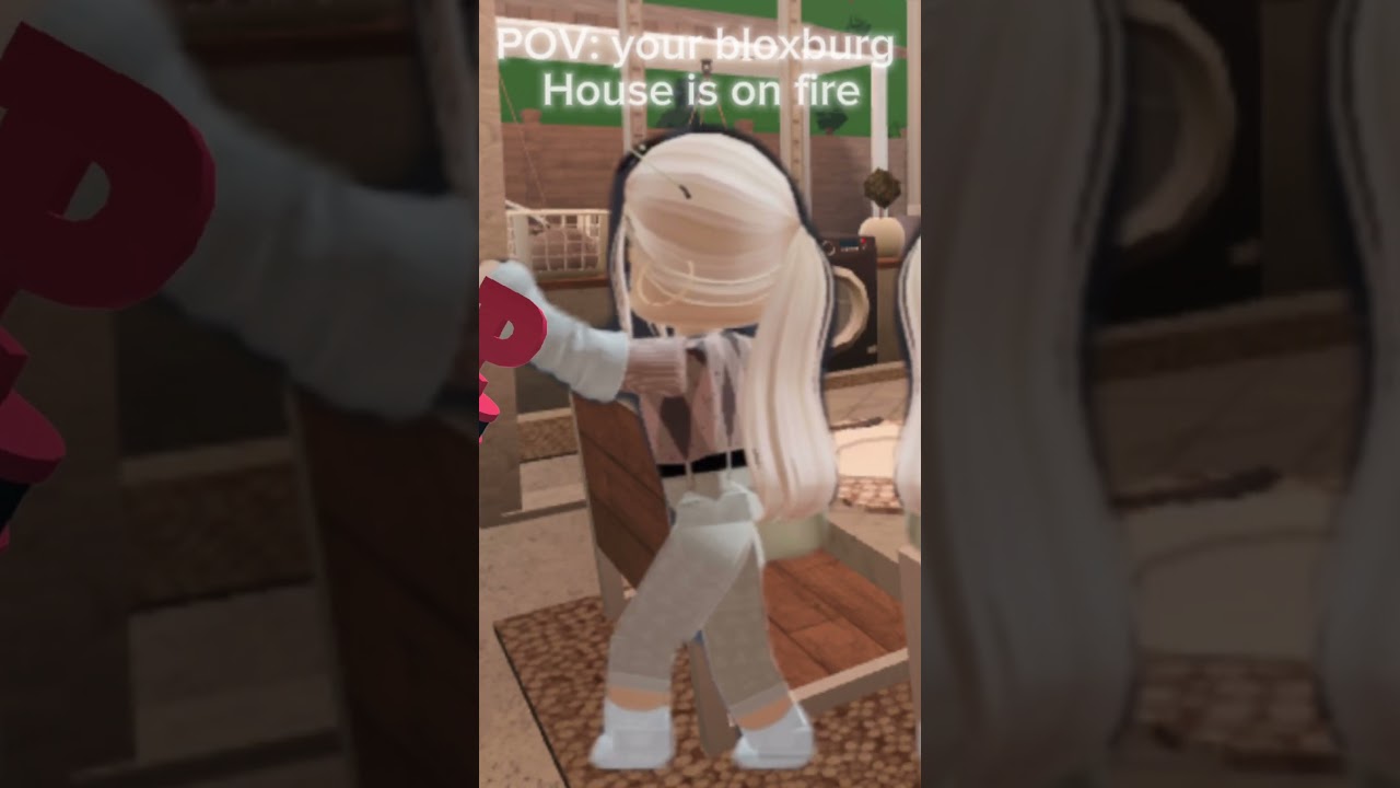 POV: Your bloxburg house is on fire💀 || #roblox #bloxburg #relatable #shorts