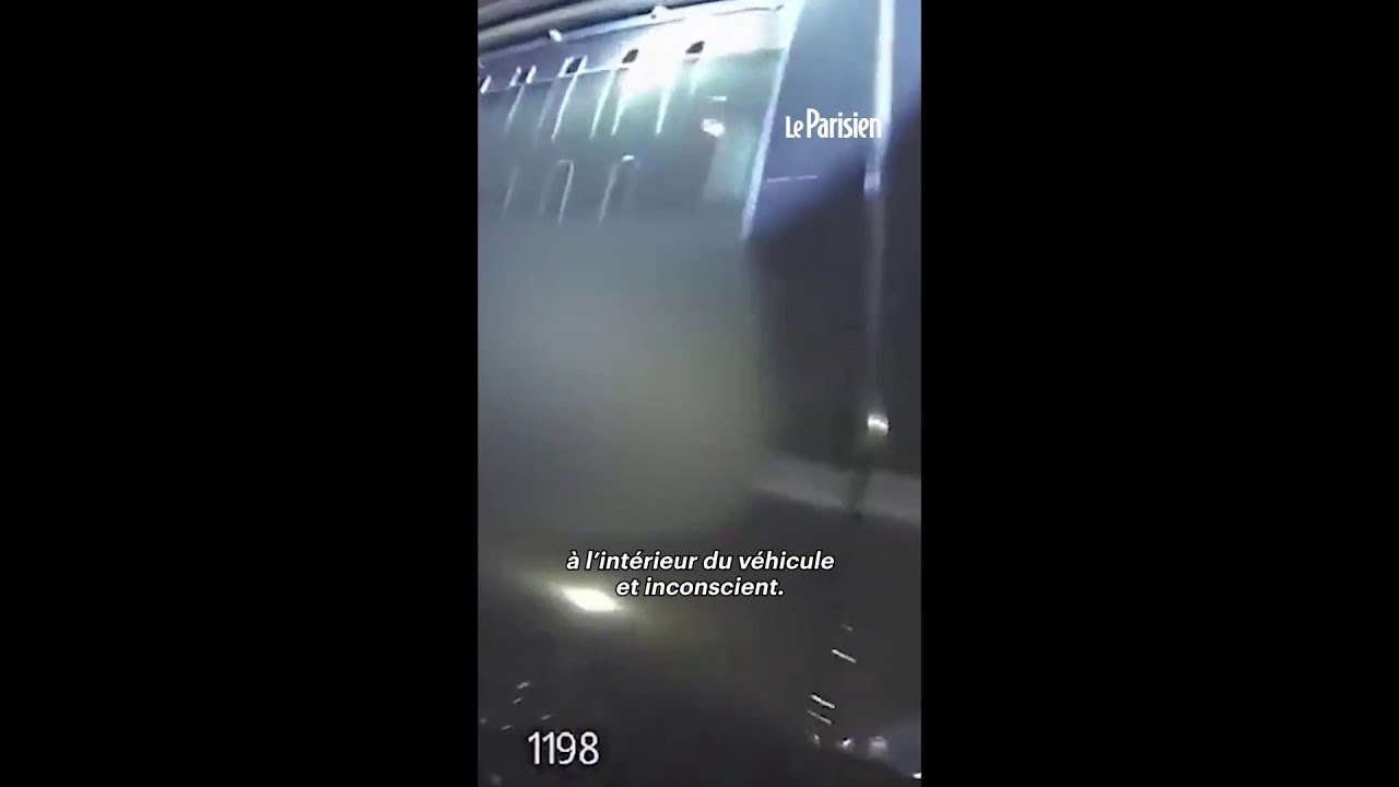 United States: A decomposing body was found in a police car.