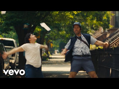 Paul Rudd Appears In Fan’s Music Video After Meeting At The Eras Tour ...