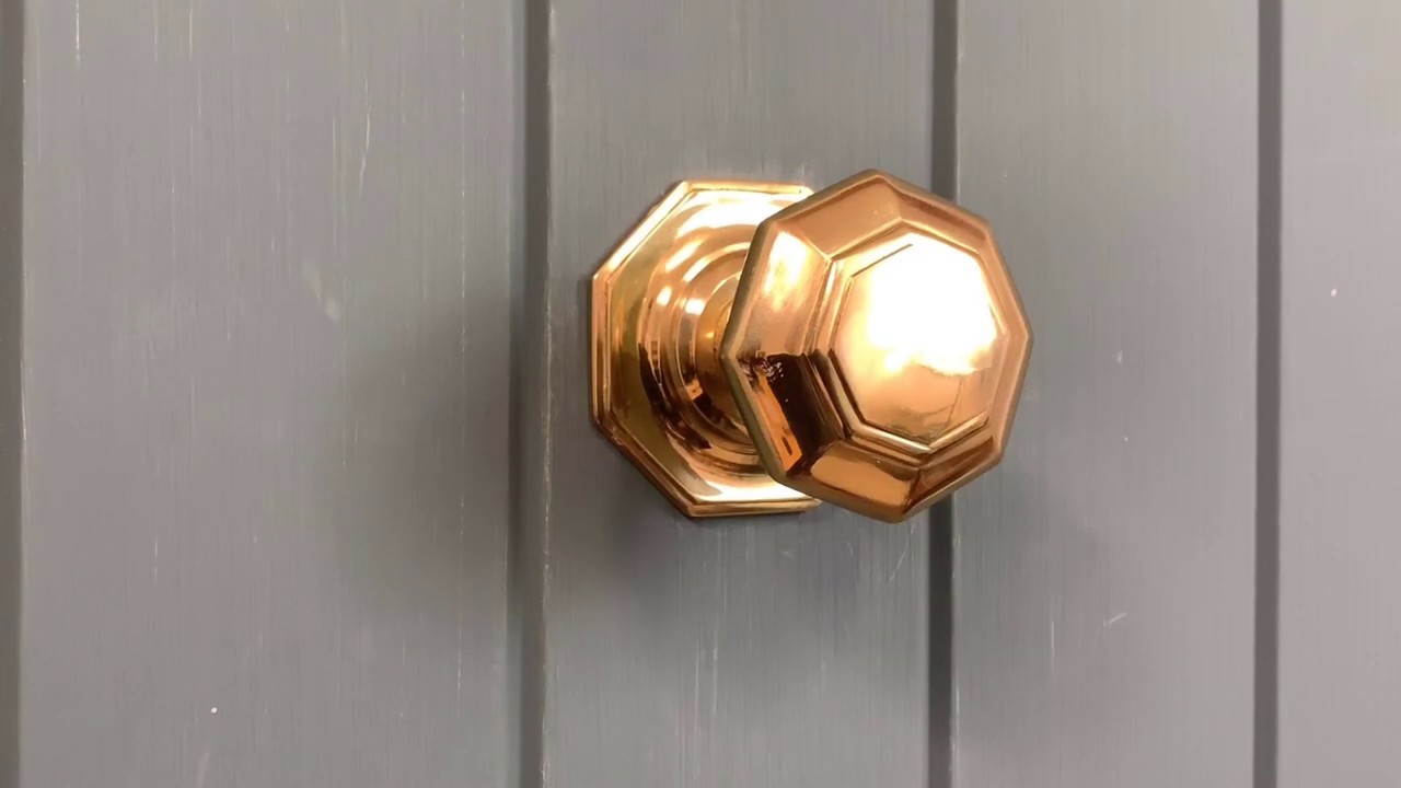 Victorian Polished Brass Octagonal Centre Door Knob