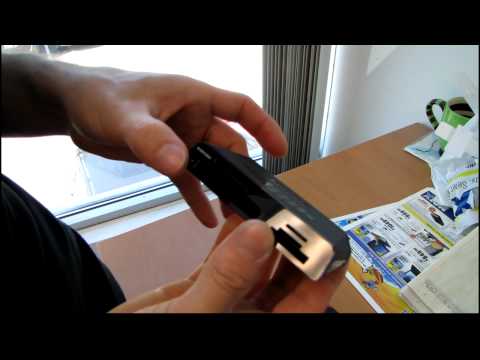 Kingston USB3 Multi Card Reader Unboxing & First Look Linus Tech Tips