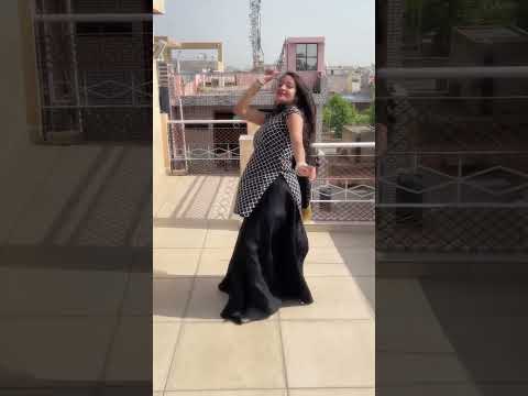 jhulani ka jhula Sajan tujhe Main jhulaungi.. #trendingshorts #bolleywoodsong #ytshorts