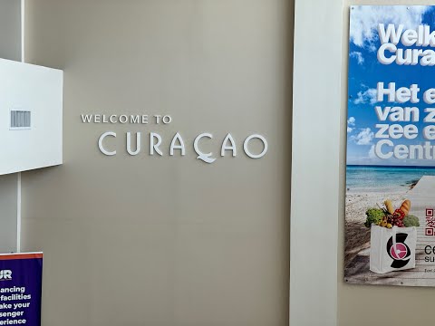 Flying Into Hato International Airport In Curaçao