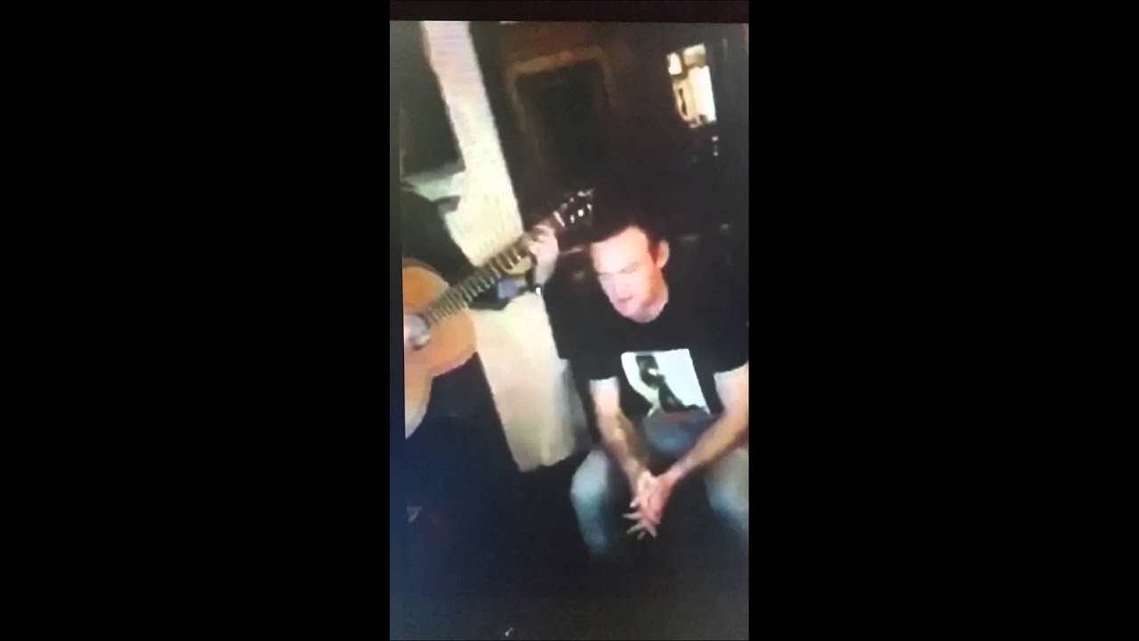 Watch: Wayne Rooney sings with Ed Sheeran in the pub - Liverpool Echo