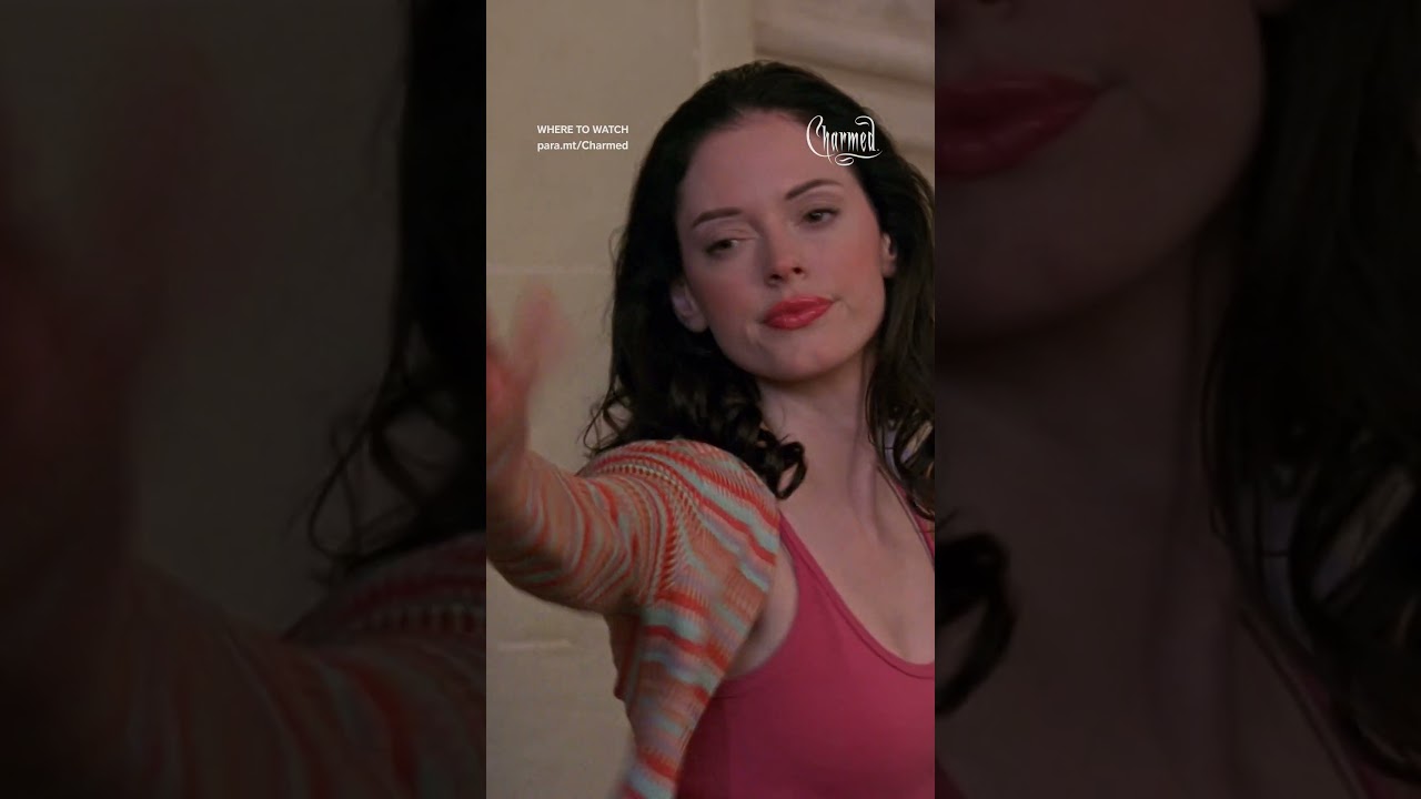 Paige discovers her POWERS! #charmed | Where to watch: para.mt/Charmed #shorts