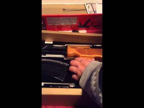 Airsoft Kalashnikov ak47 aims by cyber gun - blowback