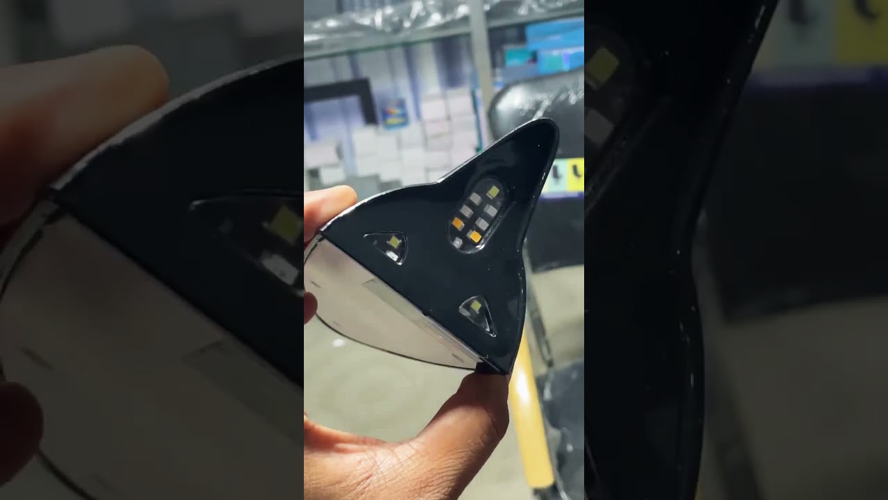 Car shark antenna with LED. Price 1250