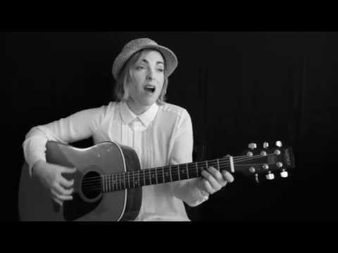 Isa Bornau - Songs, Events and Music Stats | Viberate.com