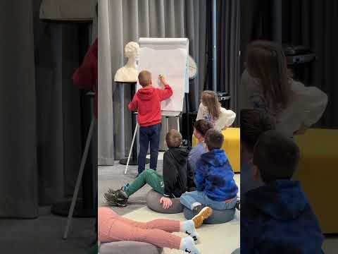 🖋️ Tajemnice Pisania! Ferie Zimowe w Starej Elektrowni Wołominie ❄️📜