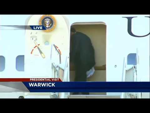 Obama arrives at T.F. Green Airport in Warwick