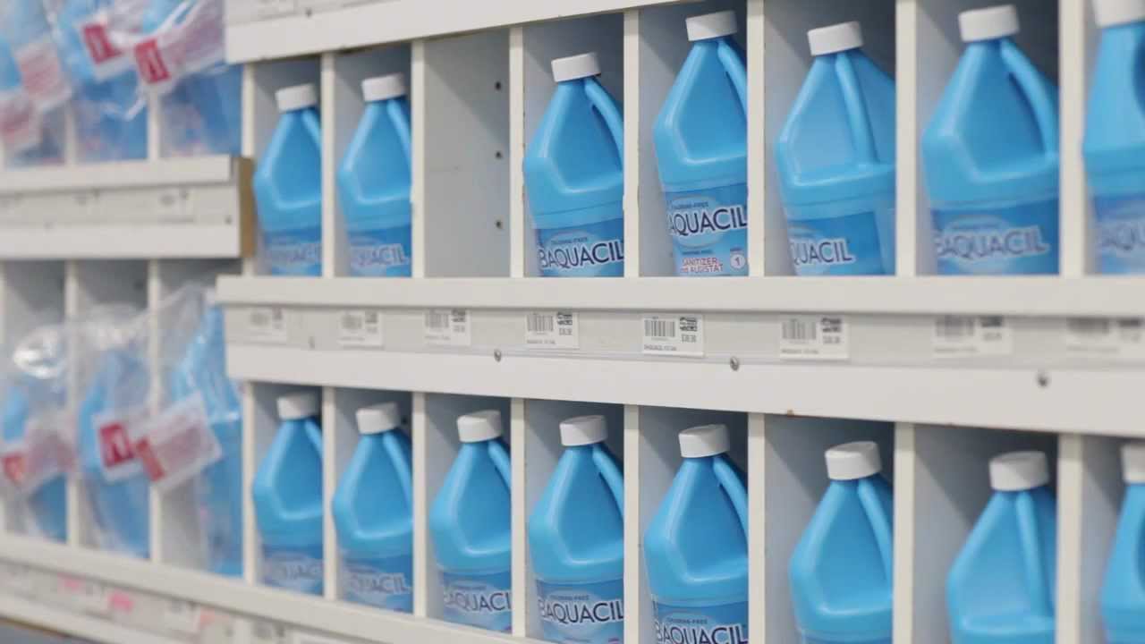 Baquacil: Chlorine-free pool care system