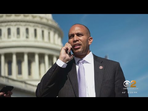 Hakeem Jeffries elected to lead House Democrats' next generation