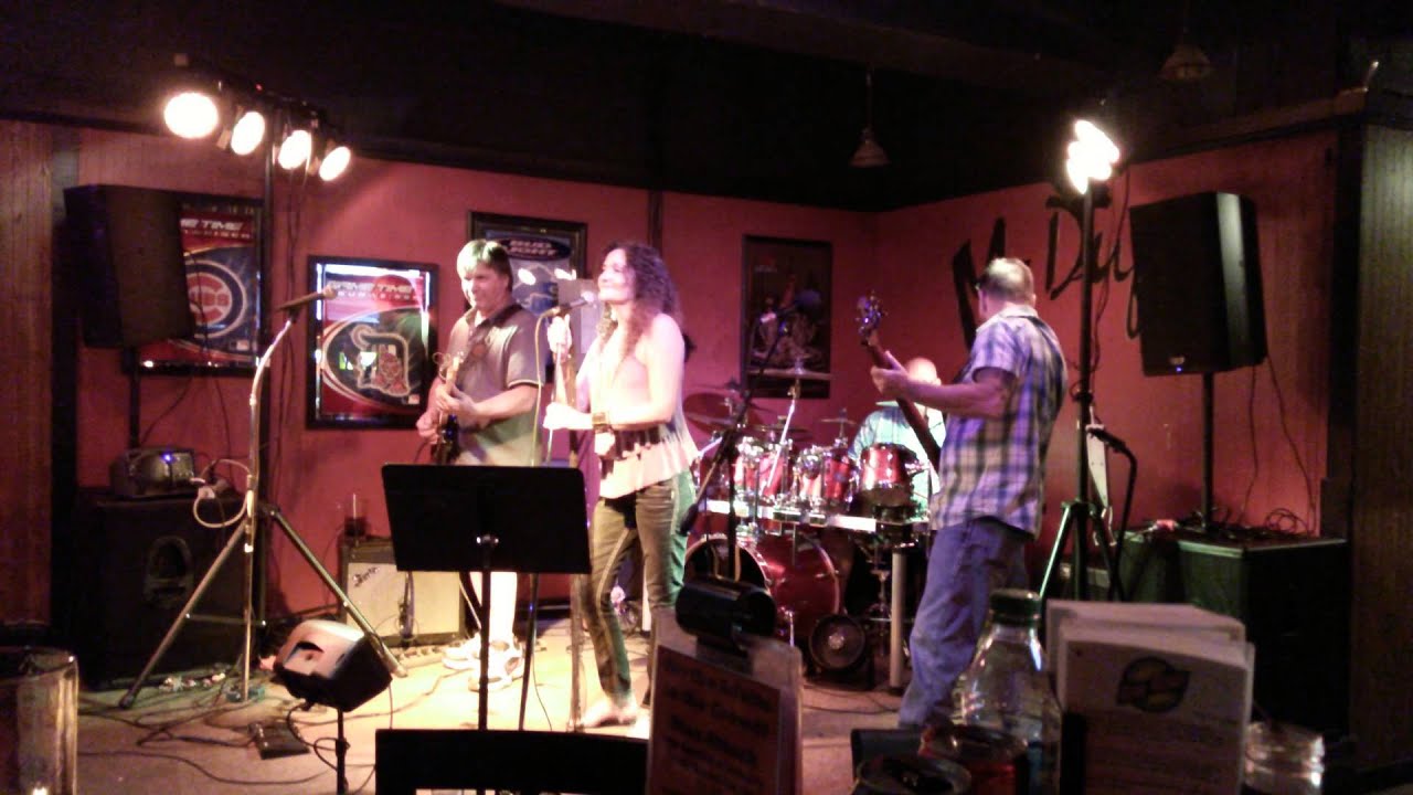 Hire Mustang Band - Country Band in Grand Rapids, MI | GigSalad