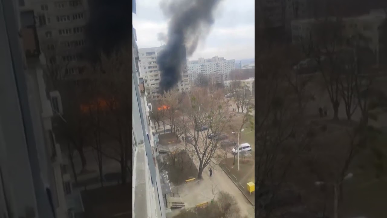 “MOMENT OF IMPACT”: Russian Drone Slams Into Kharkiv Apartments | DWS News | AH1C