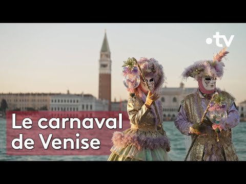 Le carnaval de Venise depuis la place Saint-Marc