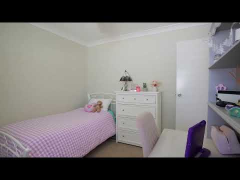 561 Oakhampton Rd Aberglasslyn