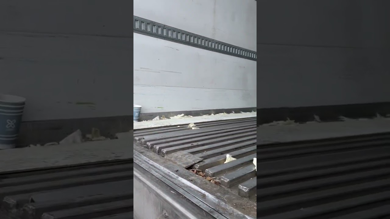 Reefer repair. Replacing the frame