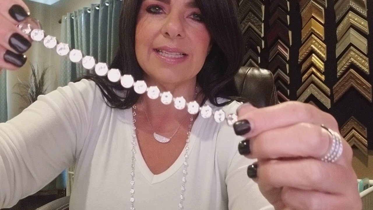 Go to Maui Hawaii FREE- Touchstone Crystal by Swarovski NEW Starter Kit!