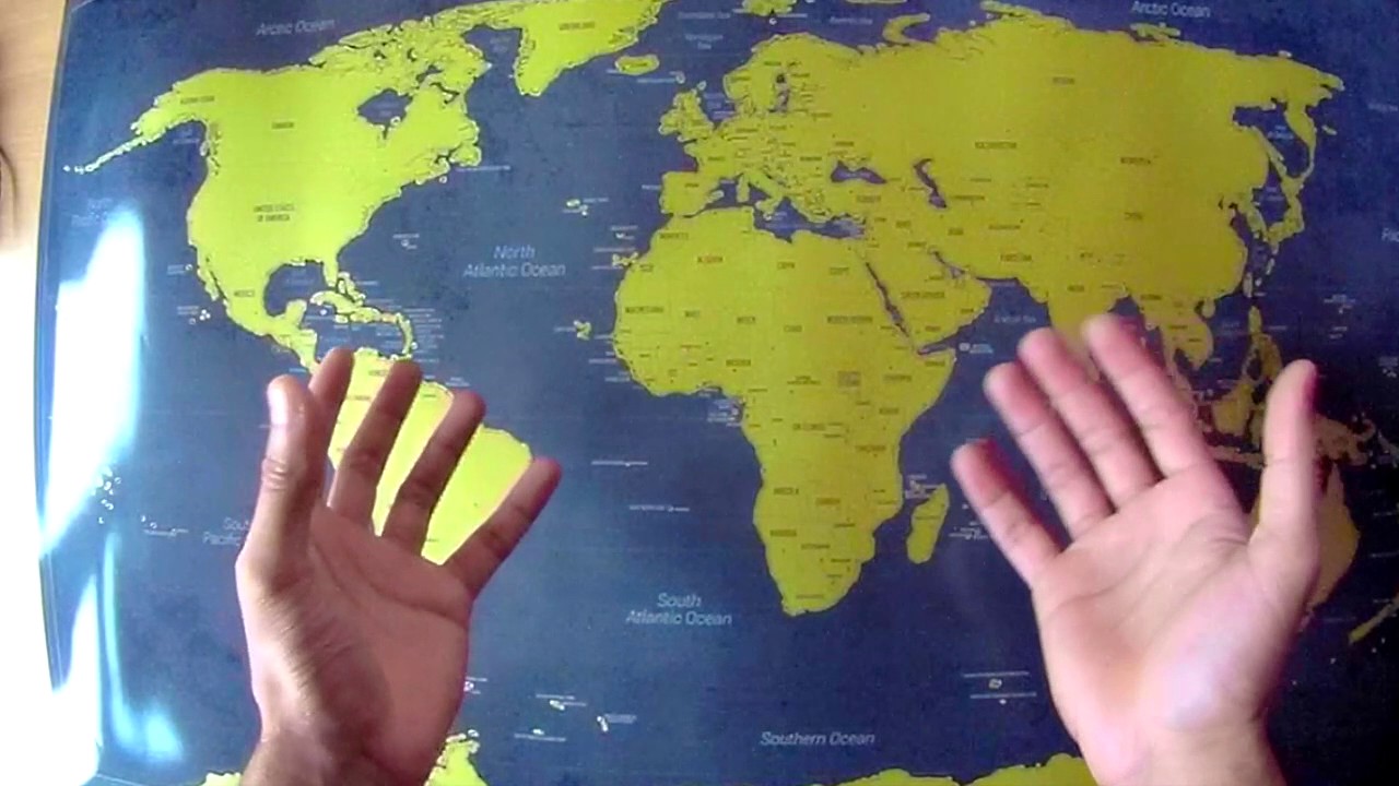 Scratchable World Map with Flags by Enno Vatti