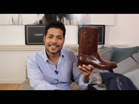 The Mouthwatering Lucchese Original Bannock in Antique Brown BUFFALO!