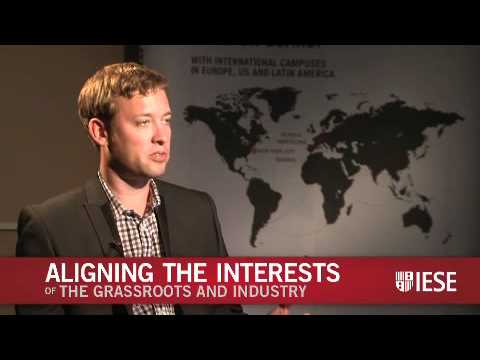 Anthony Townsend: The Smart City. Aligning Industry and Grassroots