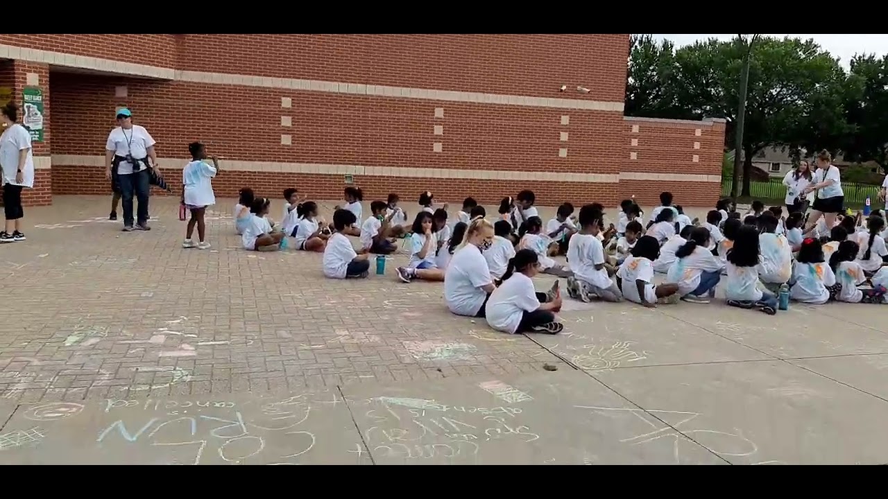 Color run at Valley ranch elementary school 2022(2)