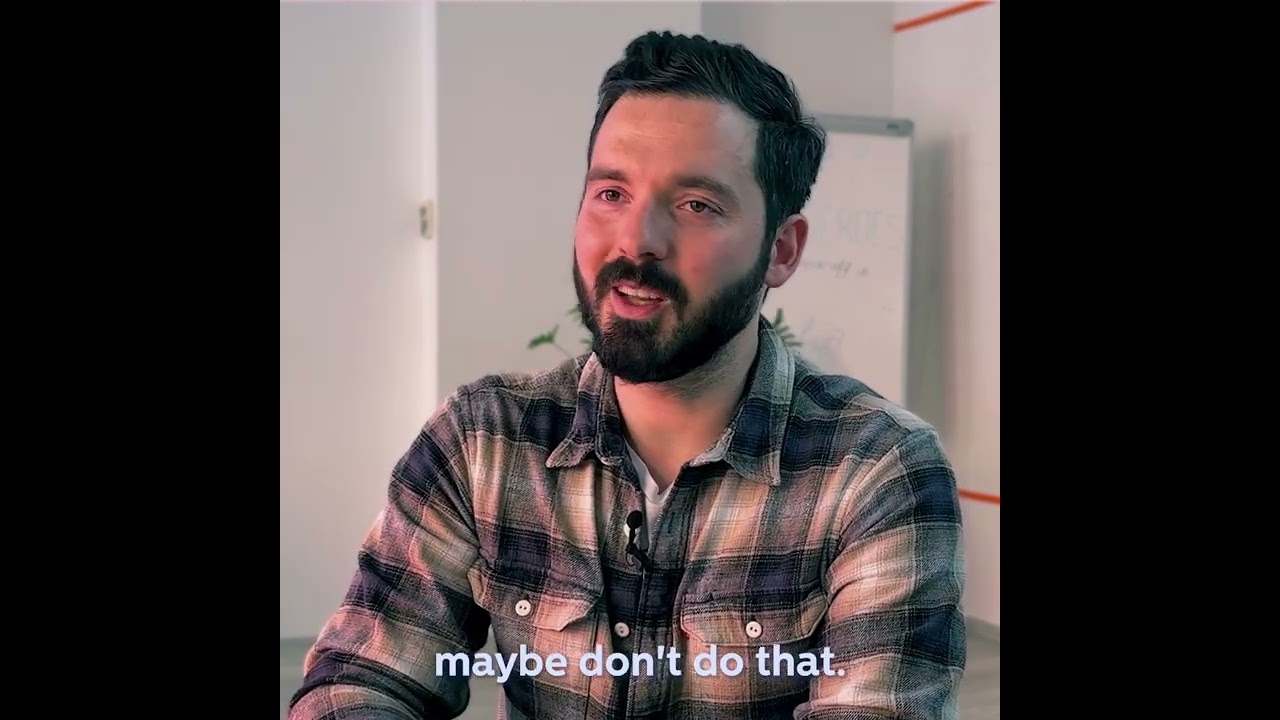 How to create a strong community in your coworking space?