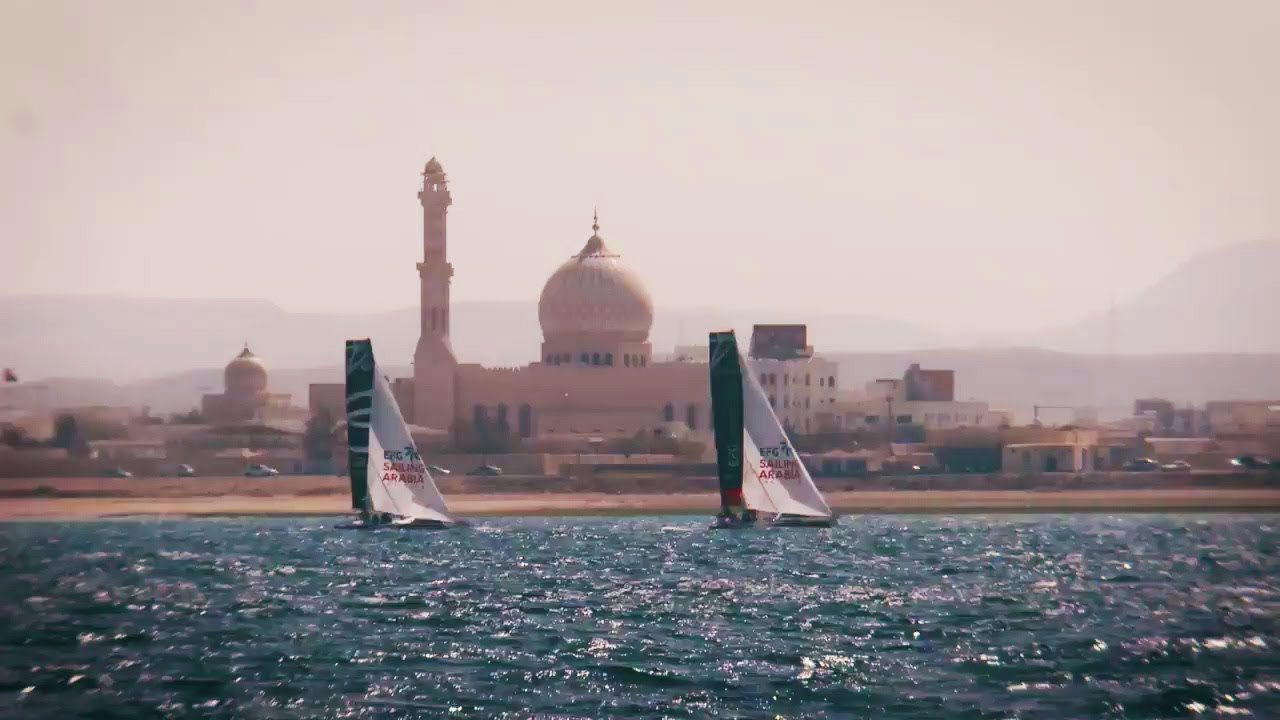 Video: Watch pro sailors take on the sea off the coast of Sur - Times ...