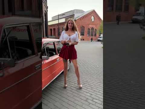 Car tuning in Russia will drive you crazy 😂 Meet the dancing LADA.