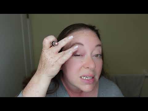 IT Cosmetics Superhero No-Tug Waterproof Eyeshadow Stick